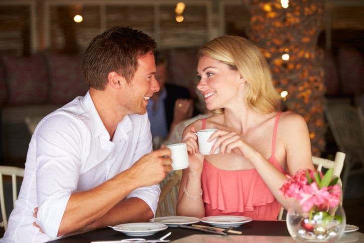 Top 4 Greek Dating Tips for Singles