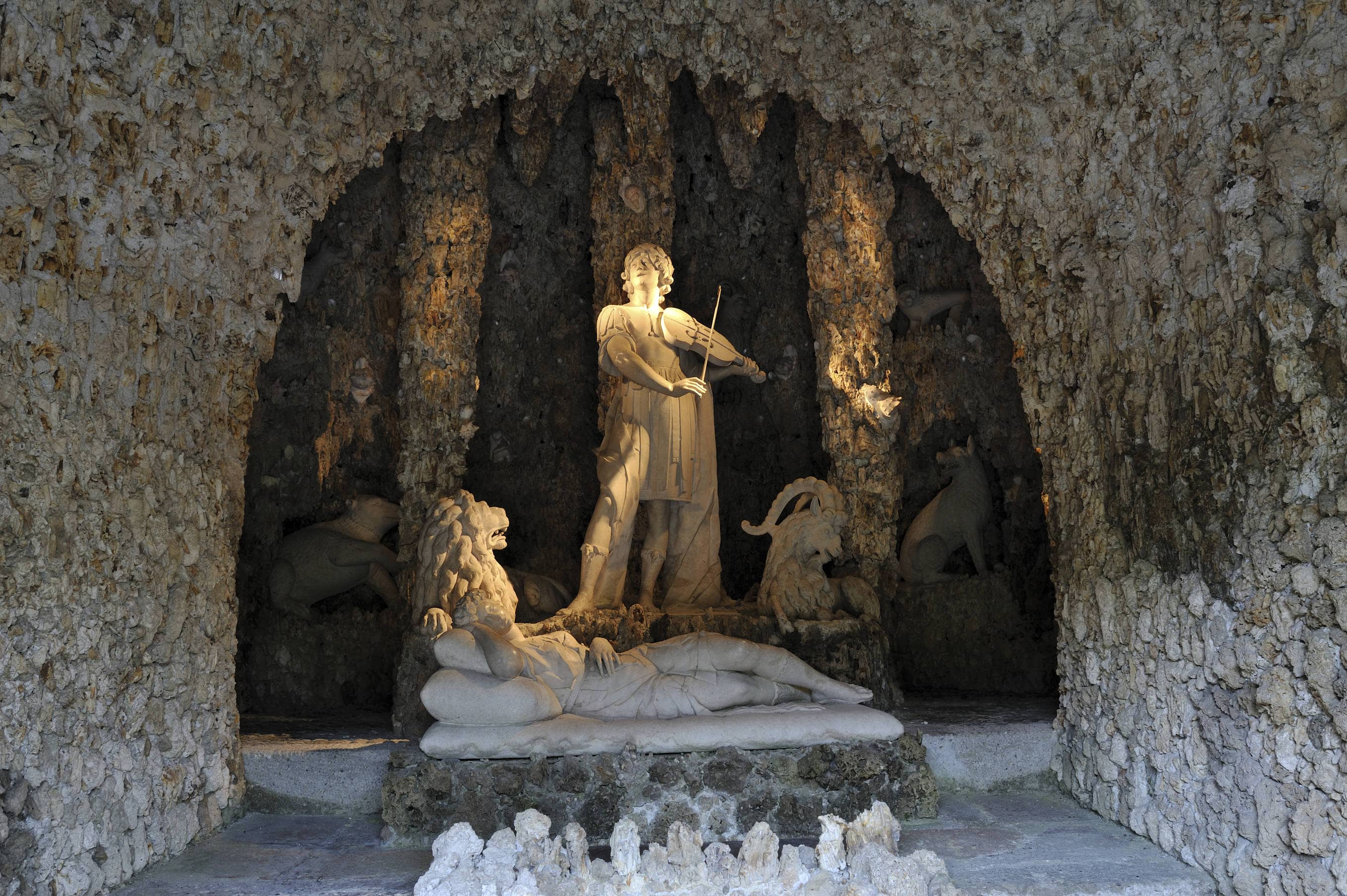 Greek Mythological Story of Orpheus and Eurydice