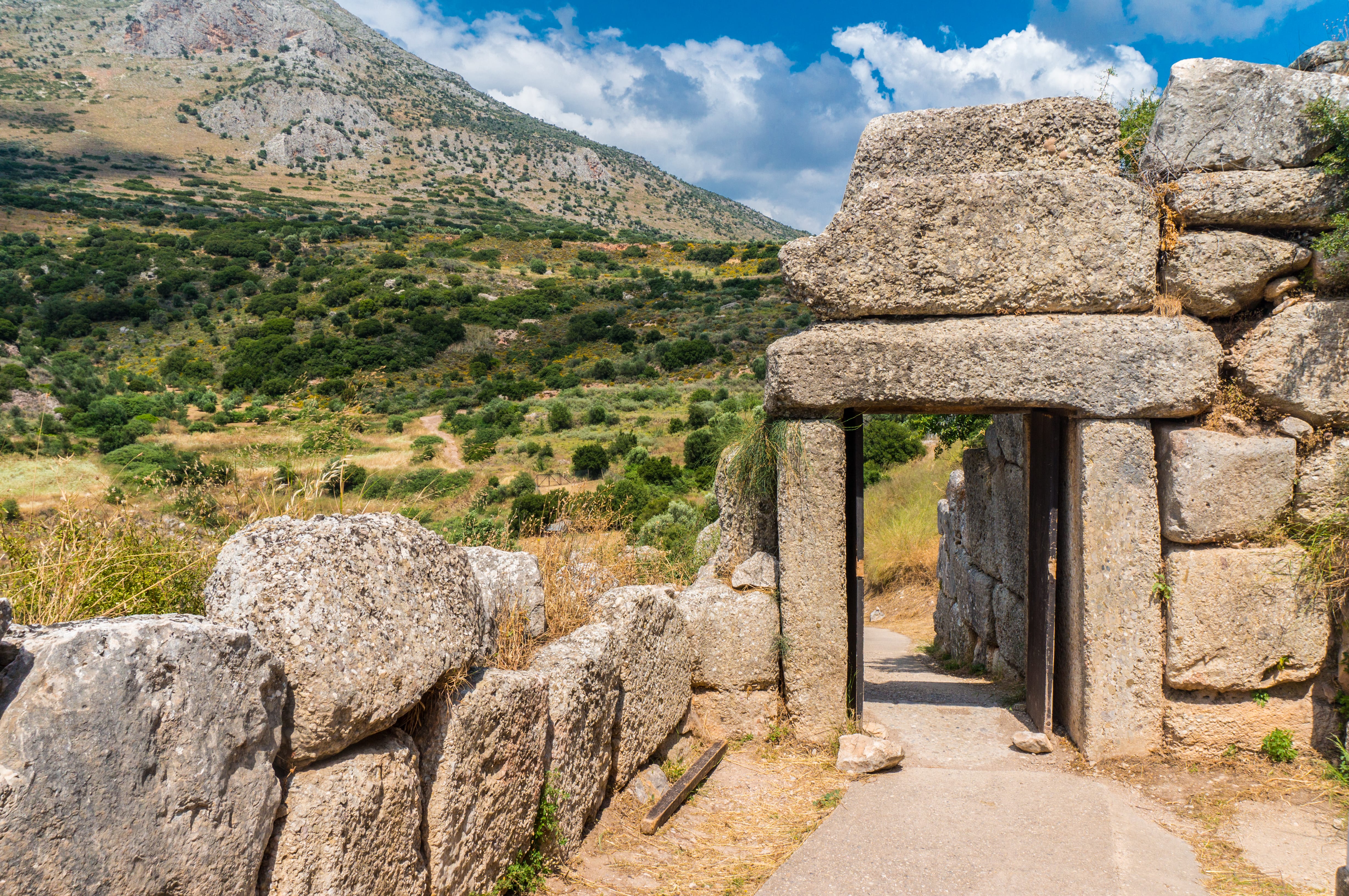 Bronze Age Ends - Greek Dark Ages Begins
